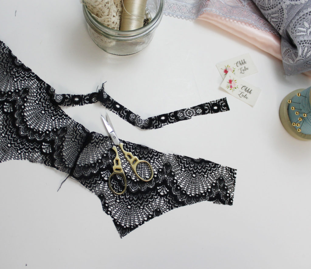 Valentine’s Sew Along: A Garter Belt Two Ways – Ohhh Lulu
