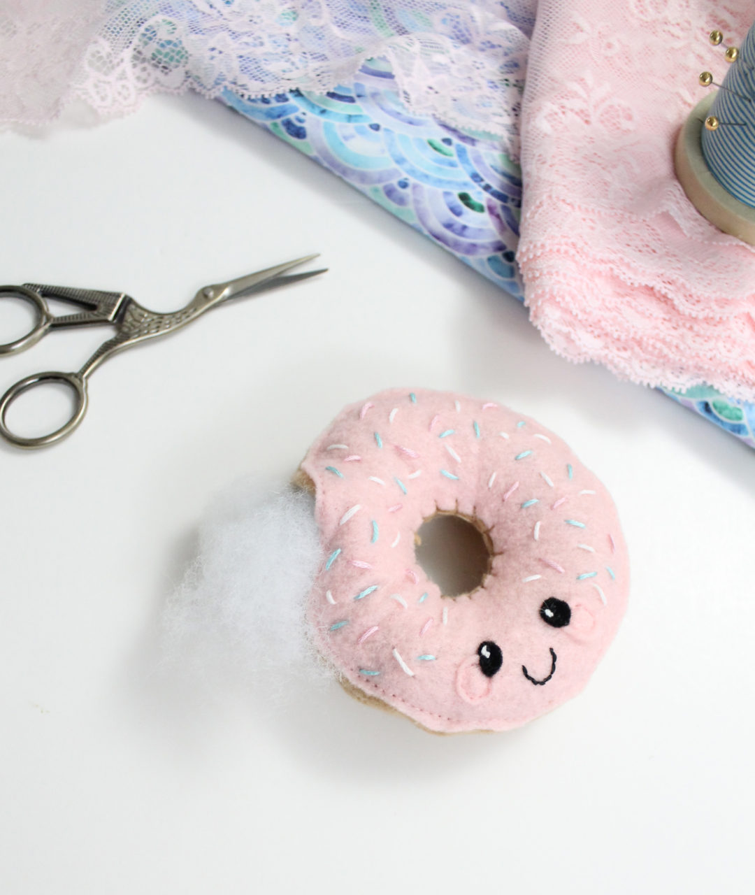 Sew Your Own Felt Donut Pin Cushion – Ohhh Lulu